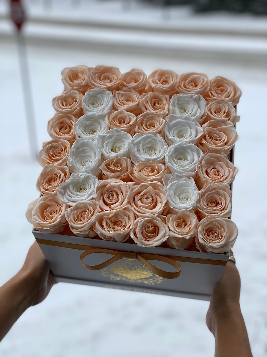 Initial Arrangement (Square) TORONTO ETERNITY ROSES. NAME INITIAL – Ace ...